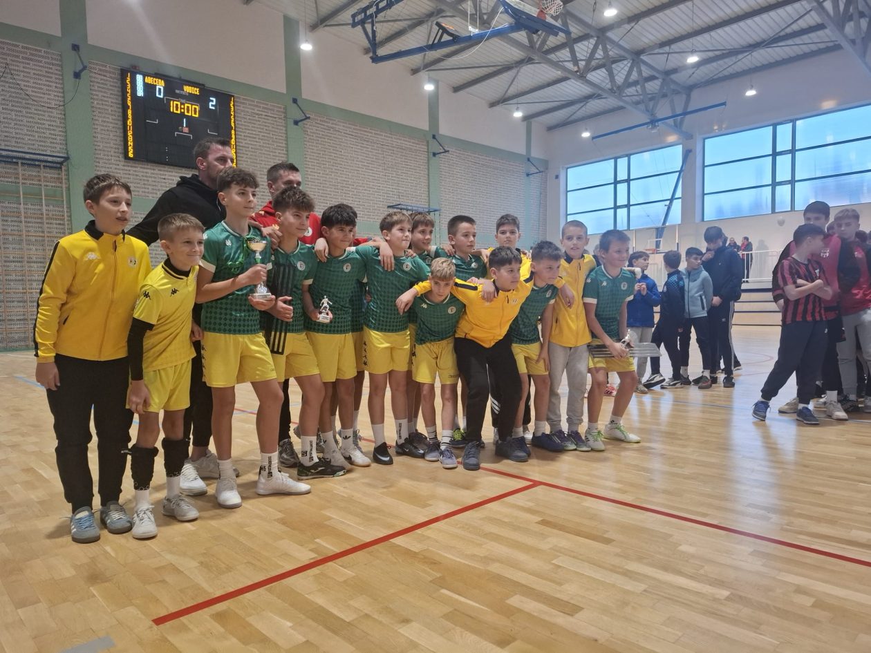 Cataleya indoor cup: Dječacima Abecede i Vodica pobjednički pehari ...