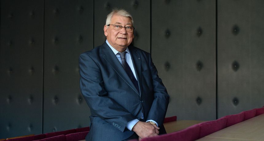 Preminuo profesor Mario Plenković, predavao i u Zadru na Odsjeku za ...