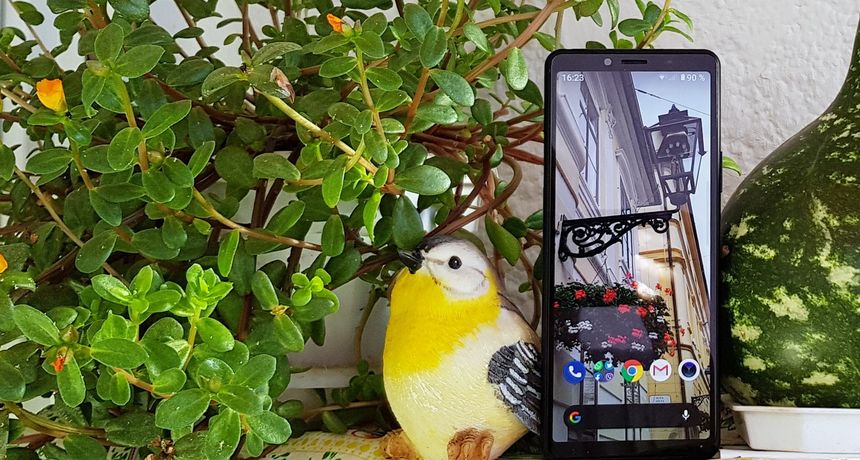 Sony Xperia 10 II recenzija - stara škola i premium izgled - eZadar.hr