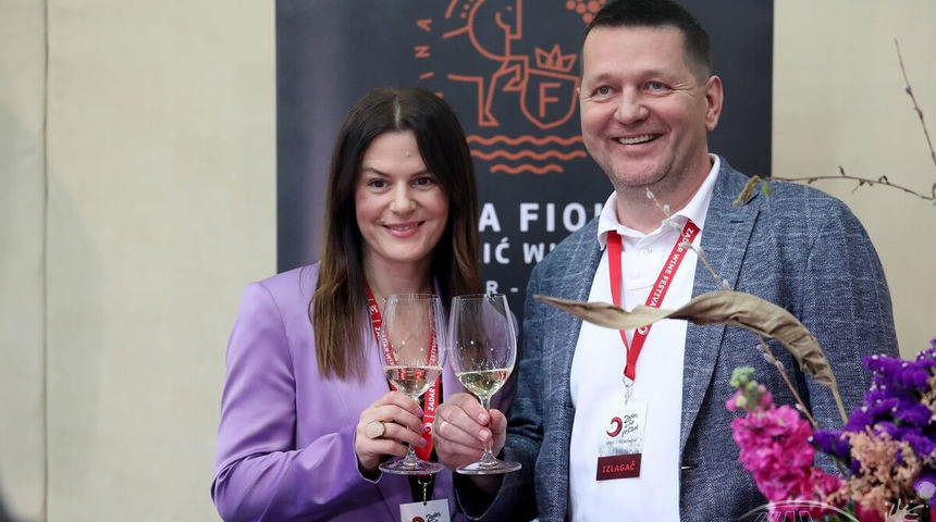 Rosé vinarije Fiolić na prestižnom natjecanju osvojio srebrnu medalju ...