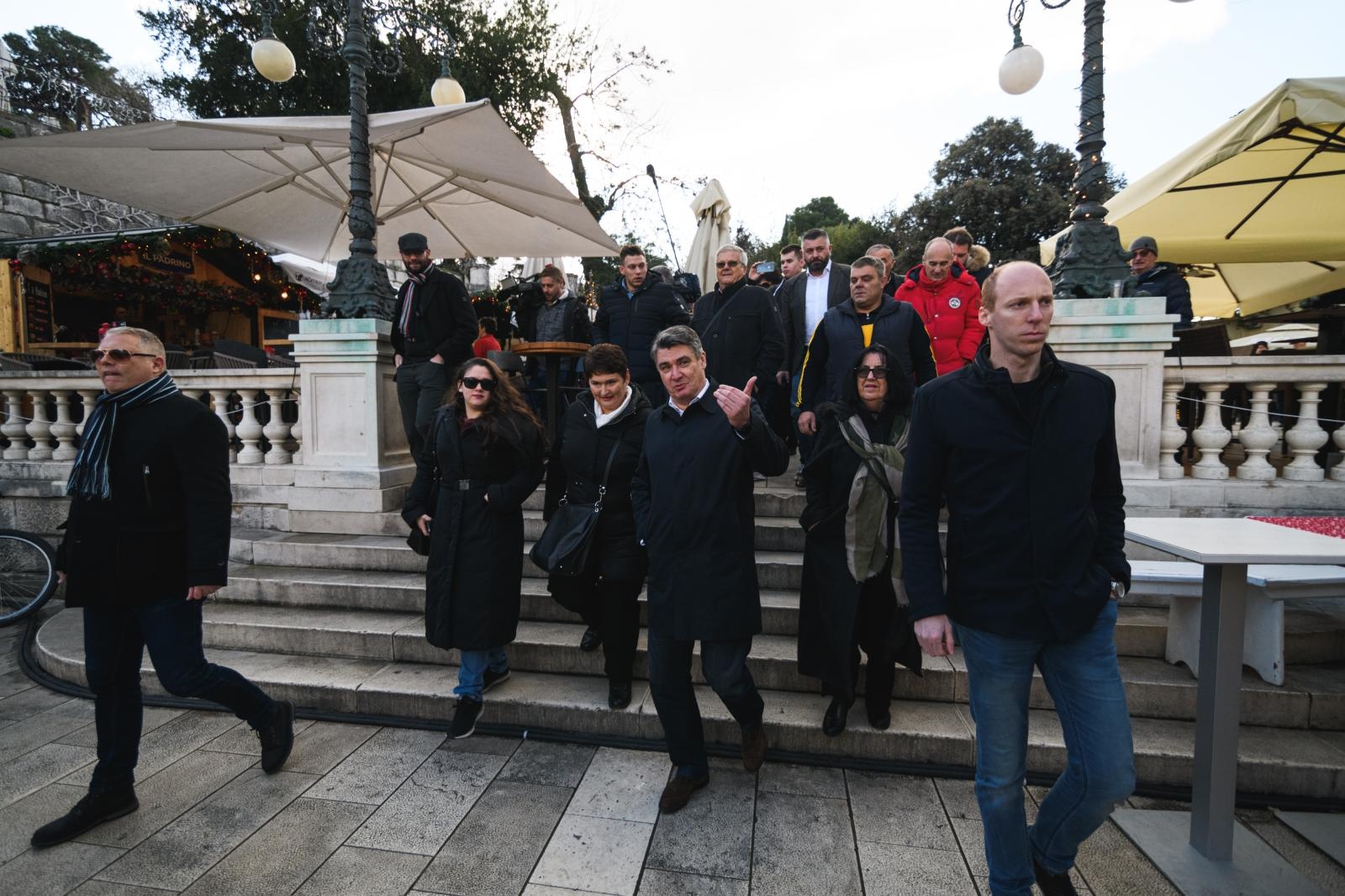 Predsjednički kandidat Zoran Milanović na druženju s biračima u Zadru - eZadar.hr