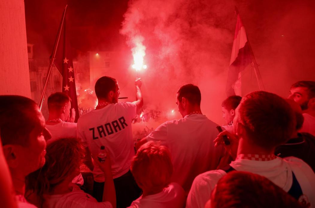 Doček košarkaša Zadra na Narodnom trgu nakon osvajanja titule prvaka ...
