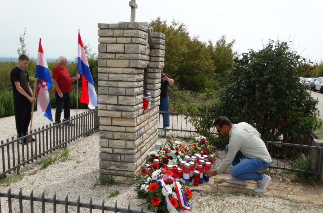 U Biloj Vlaki obilježena 31. obljetnica pogibije hrvatskih branitelja ...