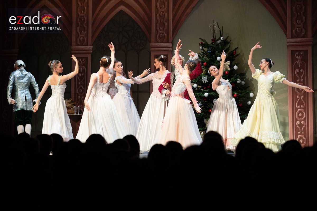 Vrhunski svjetski baletani ponovno na pozornici Arsenala: Orašar se ...