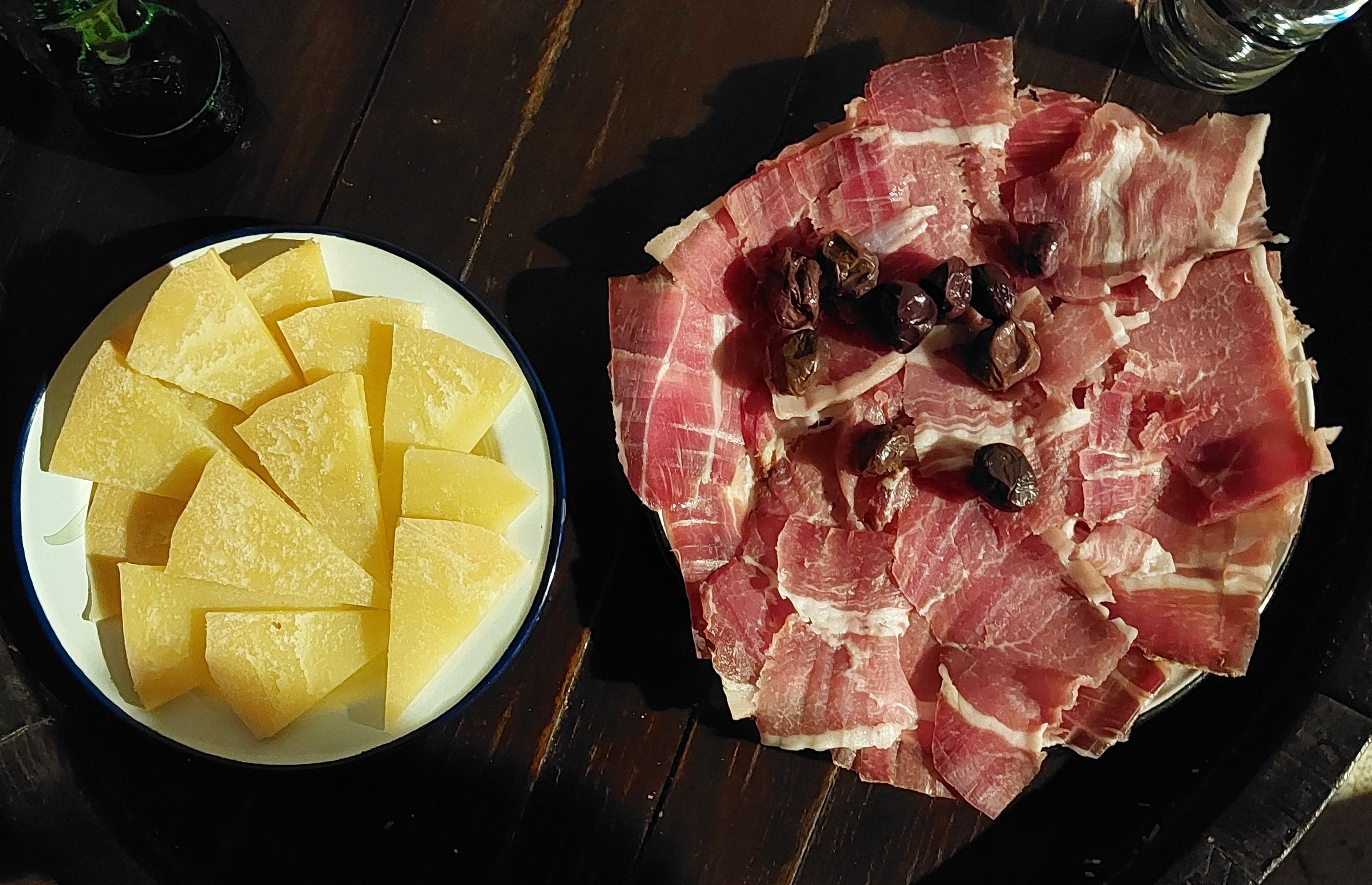 Chefovi Matija Bregeš, Goran Bošnjak i Iva Novosel na kušanju mladih ...